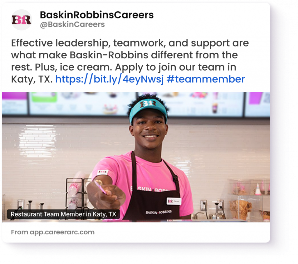 Social media job posts: 17 killer examples